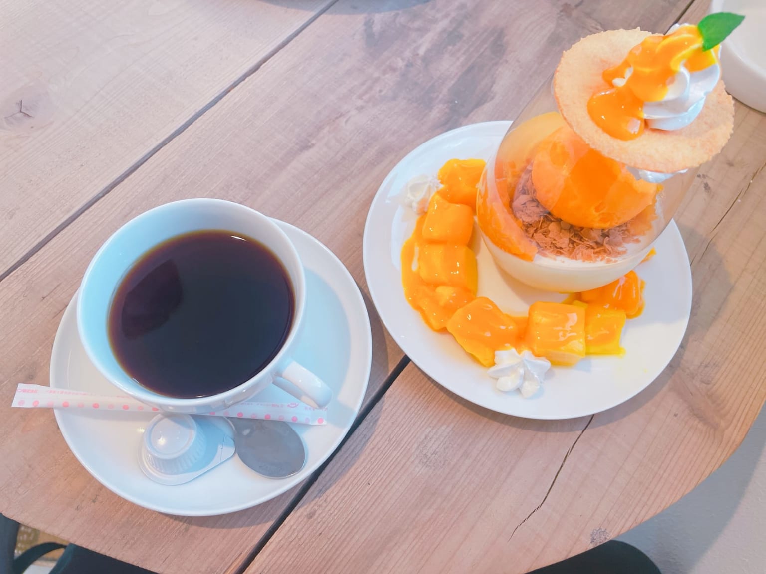 【沖縄市】インスタ映えスポット！パフェ専門店「JET SWEETS（ジェットスイーツ）」 | 号外NET 沖縄市・うるま市